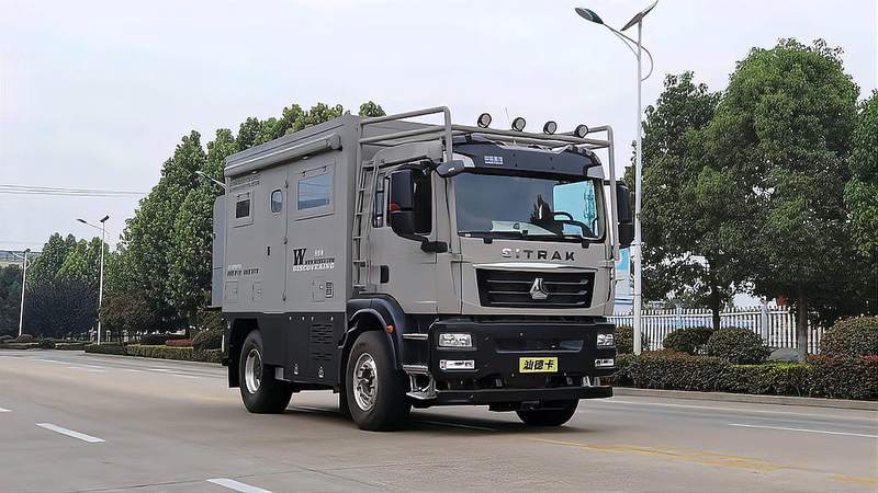 重汽汕德卡越野房车去哪儿玩你说了算