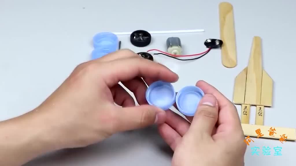 阿里爸爸实验室:如何在家中用直流电动机制造F1汽车