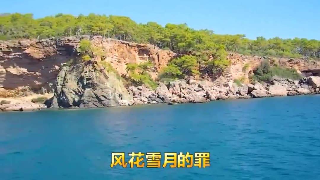 焦柳铁路上的火车北京西至汉中K261次进南阳站