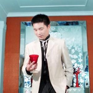 墨客王与四蛋一牛 