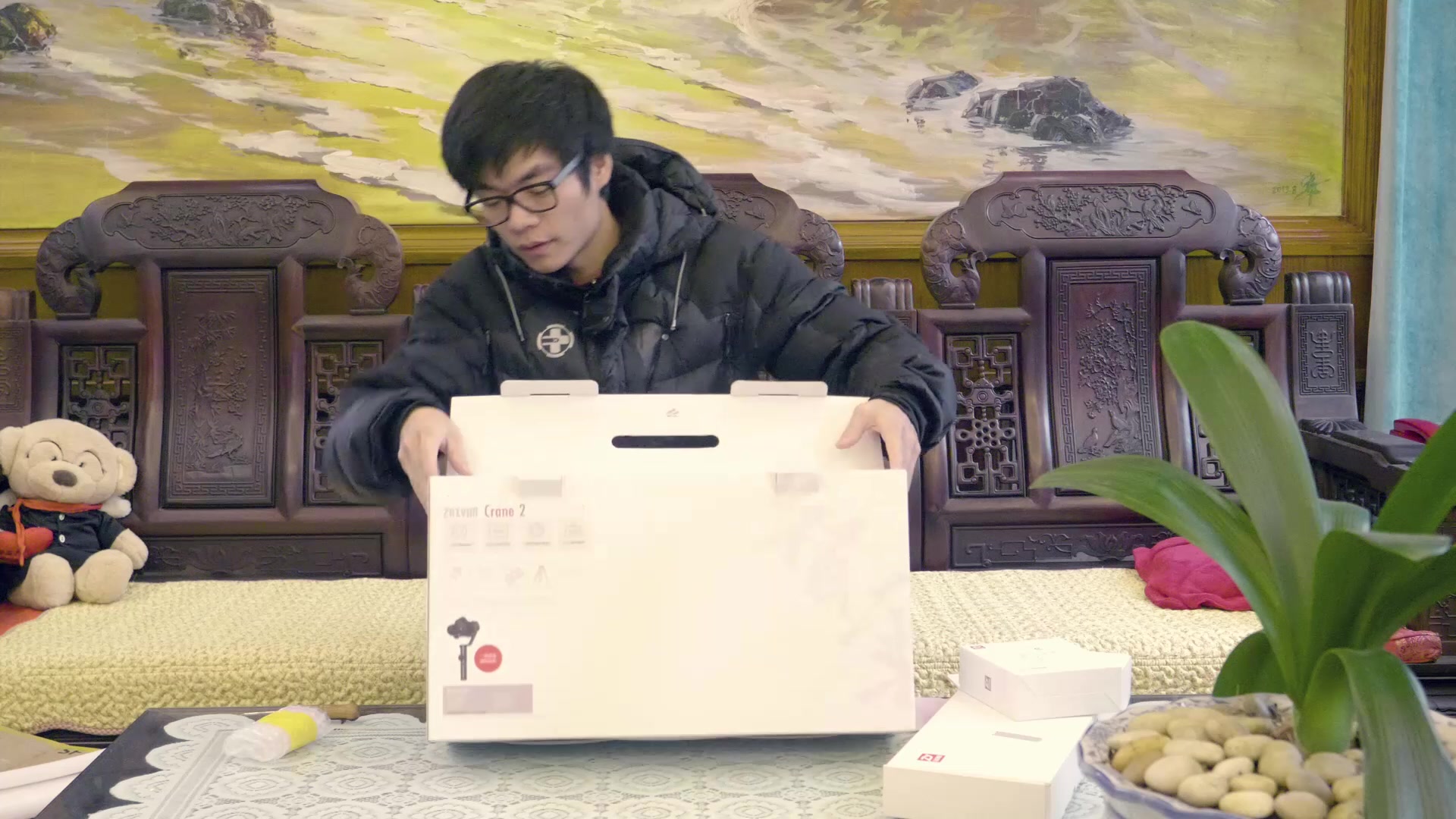 【开箱测评】智云相机稳定器·云鹤值得买吗?云鹤2开箱测评。