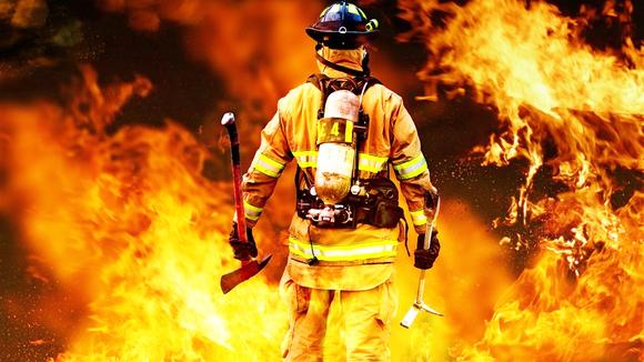 消防古装大片 四个字教你正确使用灭火器