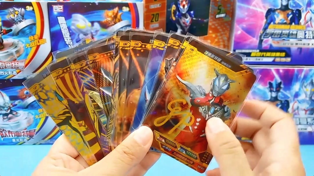 奥特曼签名卡和SP卡不值钱了?粉丝们都喜欢绝版稀有卡