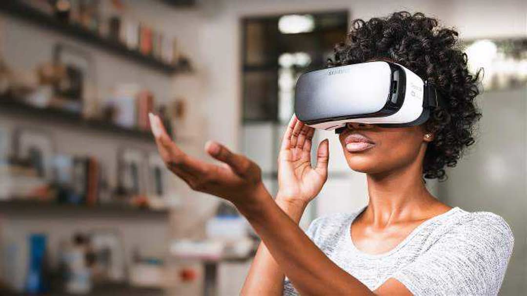 “VR眼镜”戴上到底是什么体验?80多年就有人想到了