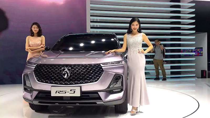 广州车展的车模小姐姐