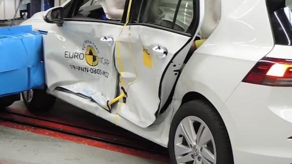 大众高尔夫是如何做碰撞测试