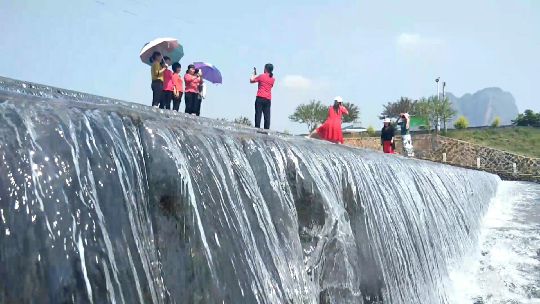 美丽乡村建设使我们的家乡变得更加美丽,到处都是网红打卡地
