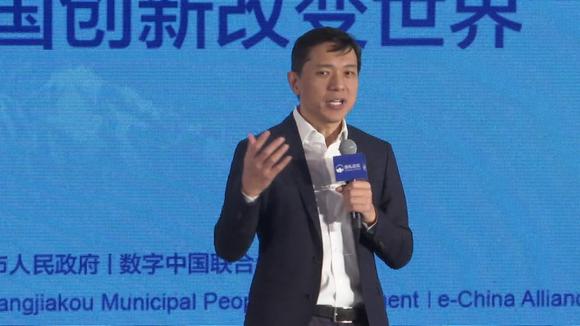 李彦宏:未来十年,智能经济将成为中国经济新标签