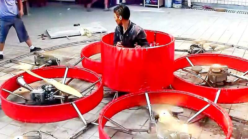 湖北大叔发明“碟形飞行器”,花费超6万元,网友:这是高手!