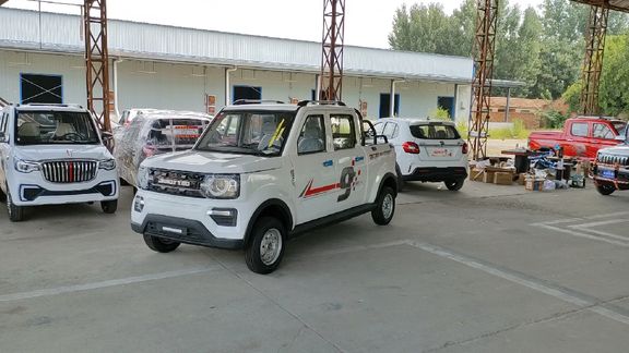 新款坦克大皮卡自动挡