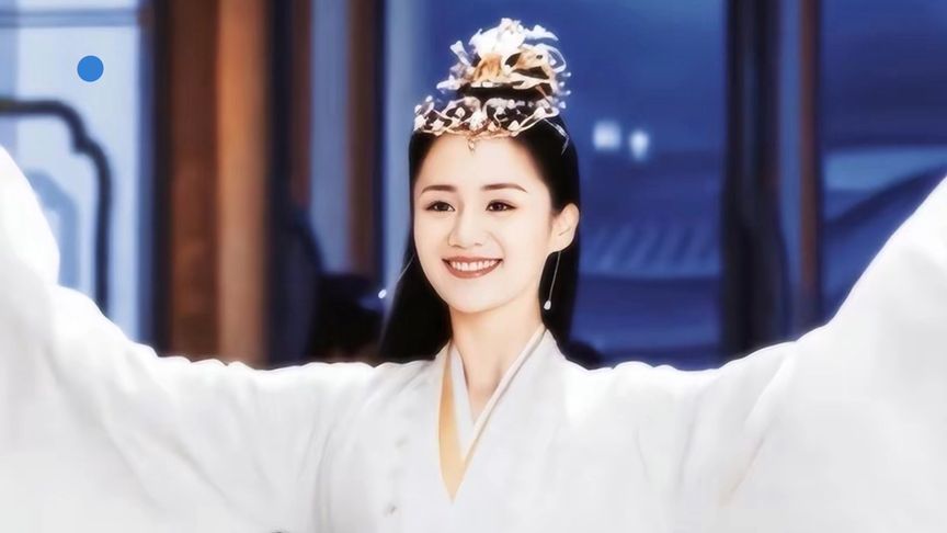 王梓薇再次回应《以爱为营》被换角,表示官宣后我的ip就没动过