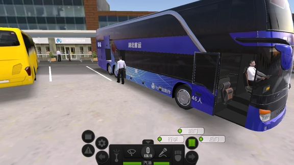 公交车模拟器:一路上撞了两次