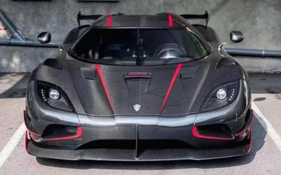 国内全新全碳柯尼塞格Agera RS首次启动声浪咆哮