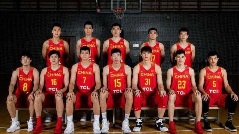 男篮亚锦赛中国VS伊朗!这场比赛中国男篮打得很硬气!太精彩了!