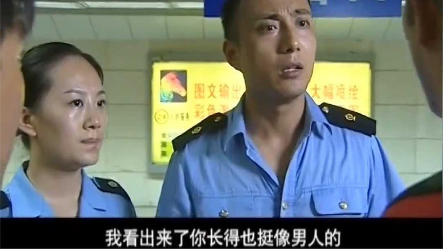 残疾人没残疾证,没想被检票员刁难,退役武警:你有人证吗.
