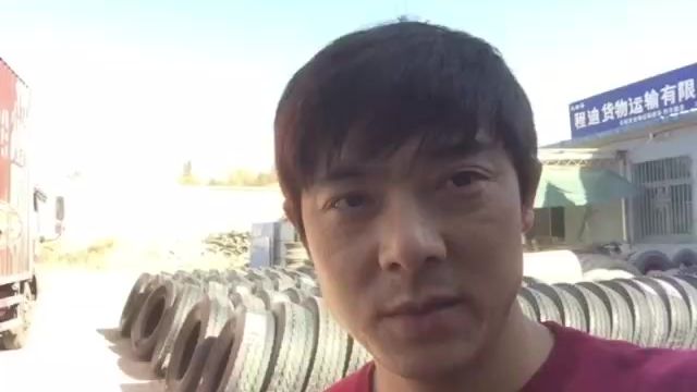 2个半小时上84条货车轮胎,打气却用了5个小时。猜猜我能赚多少钱