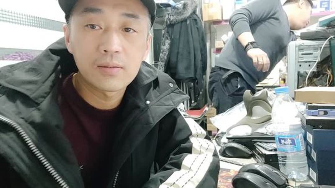电脑出现卡顿现象,是不是应该增加内存。