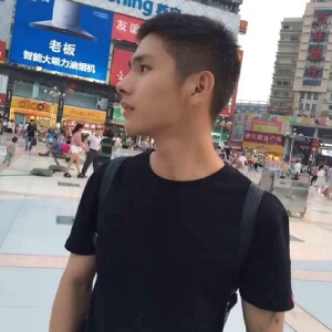 嗯哼咯啦 