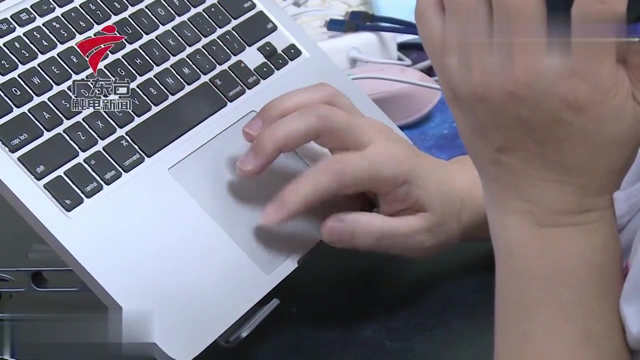 女子运动后使用筋膜枪按摩引发肌肉损伤,医生:误用致...