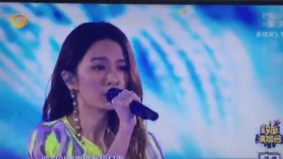 2018湖南卫视跨年演唱会 田馥甄