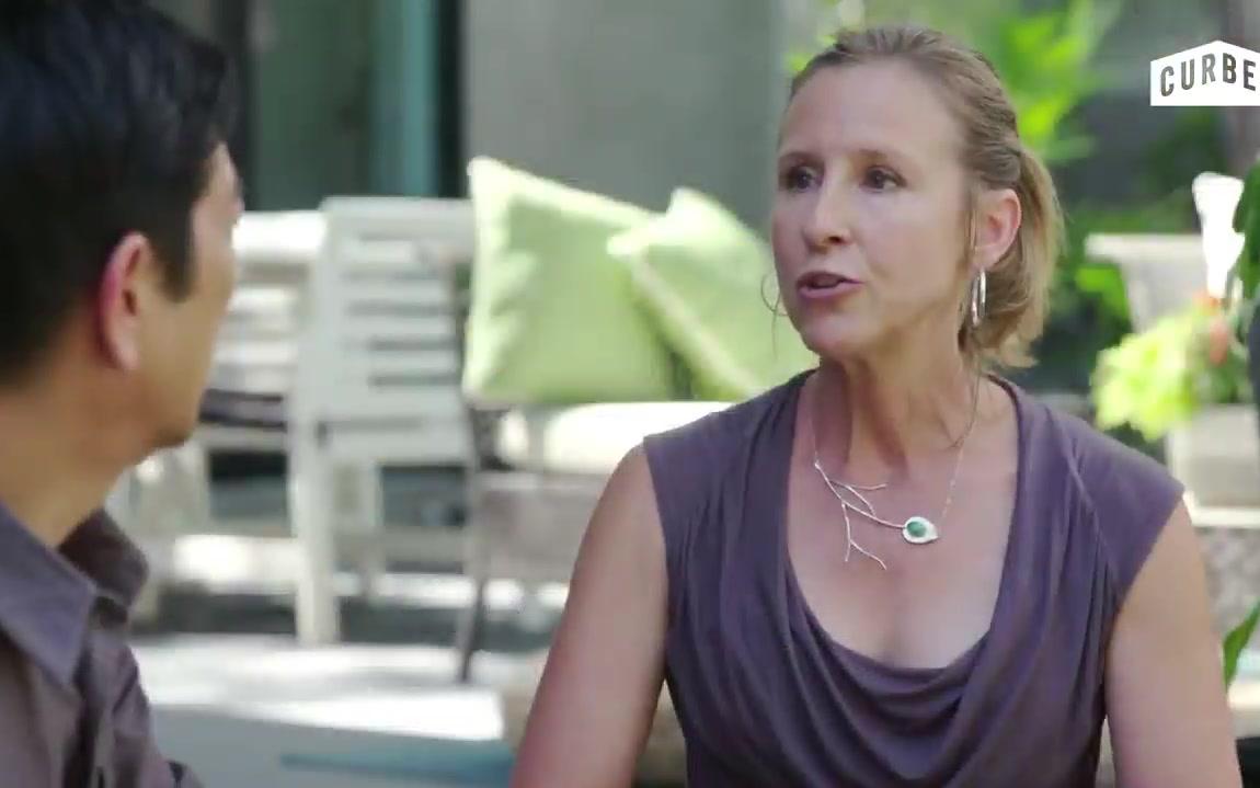 未来之家(第2集)The future of renewable energy is making it look cool