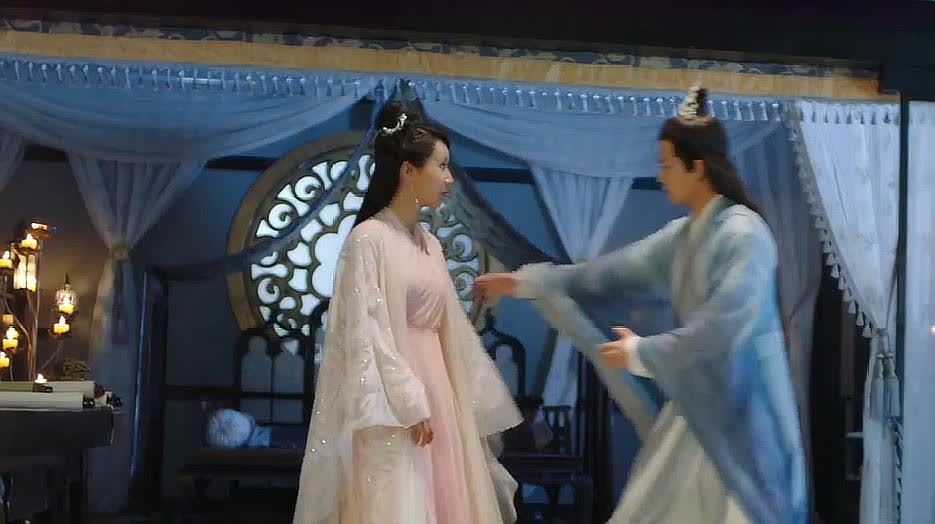 任嘉伦杨紫片场互怼发狗粮,网友:这狗粮我吃了!