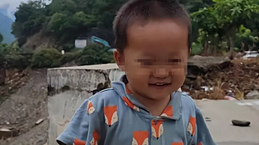 四川1岁多走失男童已安全找回,其父曾称抽干水塘也没找到
