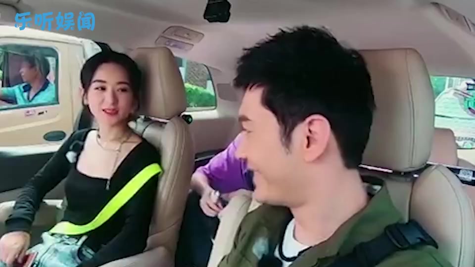 黄晓明和杨颖的感情如何?赵丽颖在节目中一个口误,暴露两人目前状态