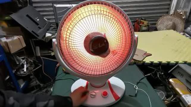 天气转凉,用小家电取暖,设备损坏的越来越多,今天就来维修两例