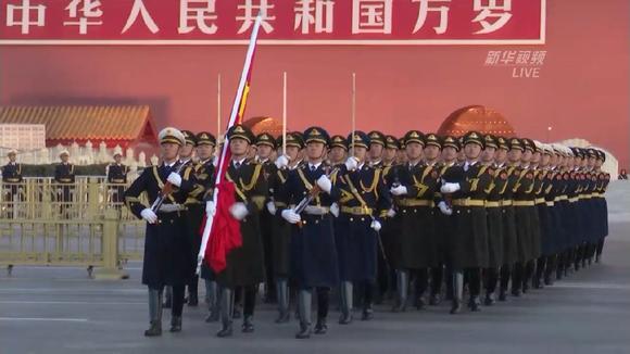 2020年天安门广场的第一次升旗仪式,为祖国母亲点赞