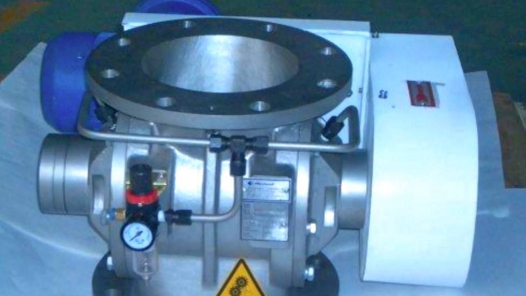 180度物料旋转换向机构该怎样设计?具体结构是如何组成?