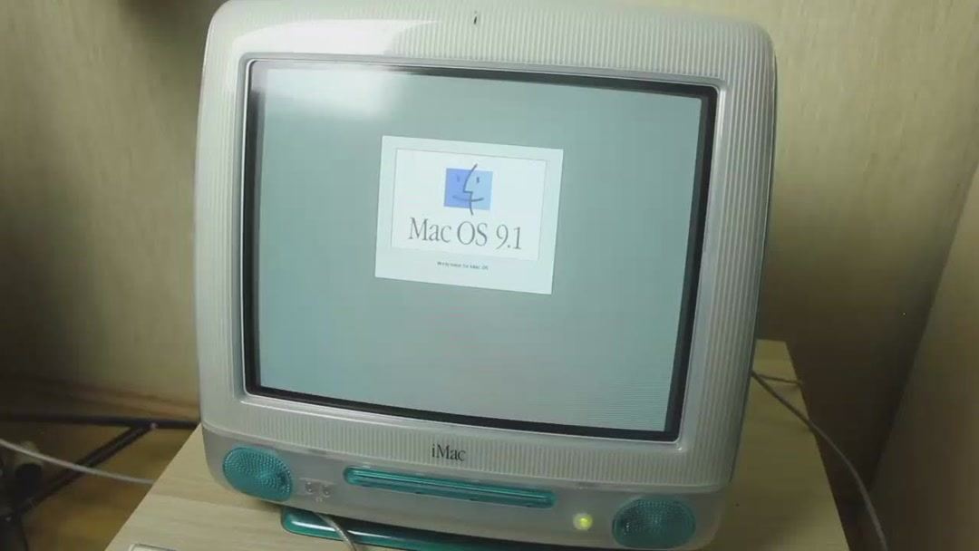 2001年的苹果笔记本,还能正常开机使用,一起来见识下!