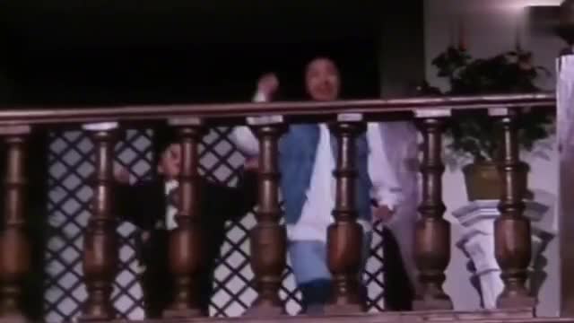 动作:释小龙经典武打片段,这么高超的演技,绝不输小鲜肉!