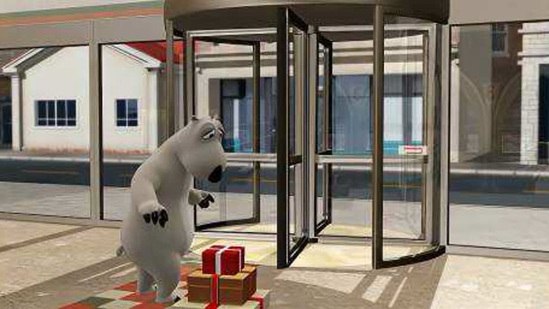 倒霉熊:倒霉熊第一次走旋转门,他能成功走出去吗