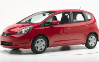 IIHS 2013 本田飞度 25%偏置碰撞测试(多视角)