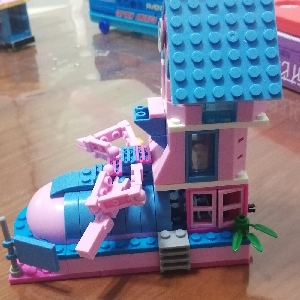 心里住着洋娃娃 