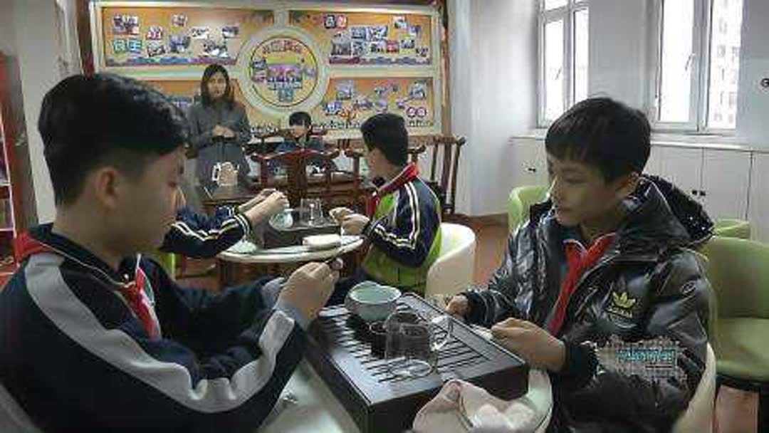 邯郸市千余所小学开展午餐供应和课后服务