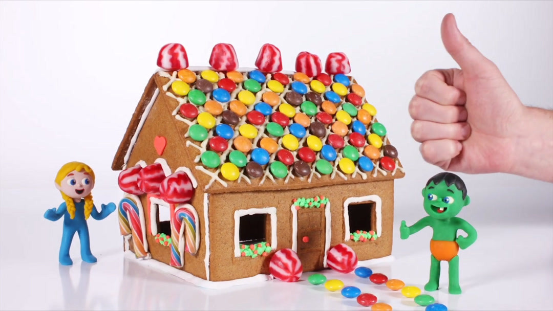 儿童动画:用糖果做的小屋,小朋友们有过的吗?少儿动画搞笑视频
