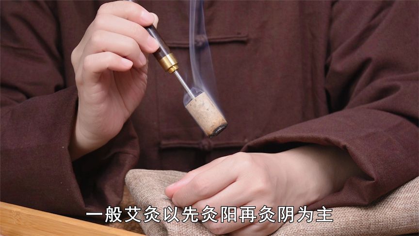 宫寒可以艾灸哪几个穴位?艾灸后有哪些注意事项?医生告诉你答案