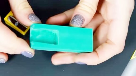 使用橡皮擦竟能完成这些不可能的事?生活小妙招我 来教你!