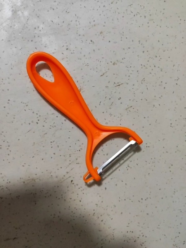 削皮刀,颜值很高的一款。