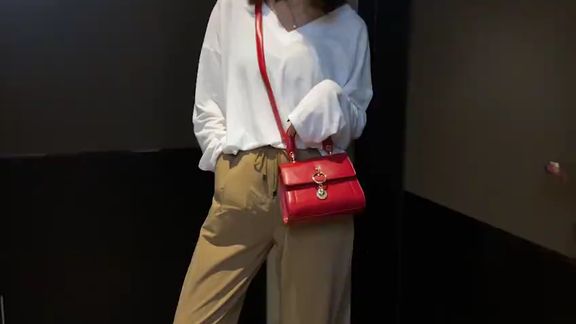 春季时尚潮流穿搭,这么穿一身休闲搭配让你与众不同!