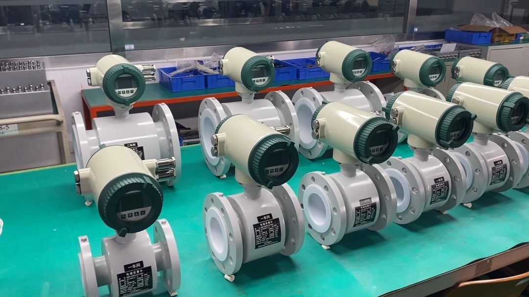 潍坊奥博丨电磁流量计生产中,做高精度流量测量仪表我们是认真的