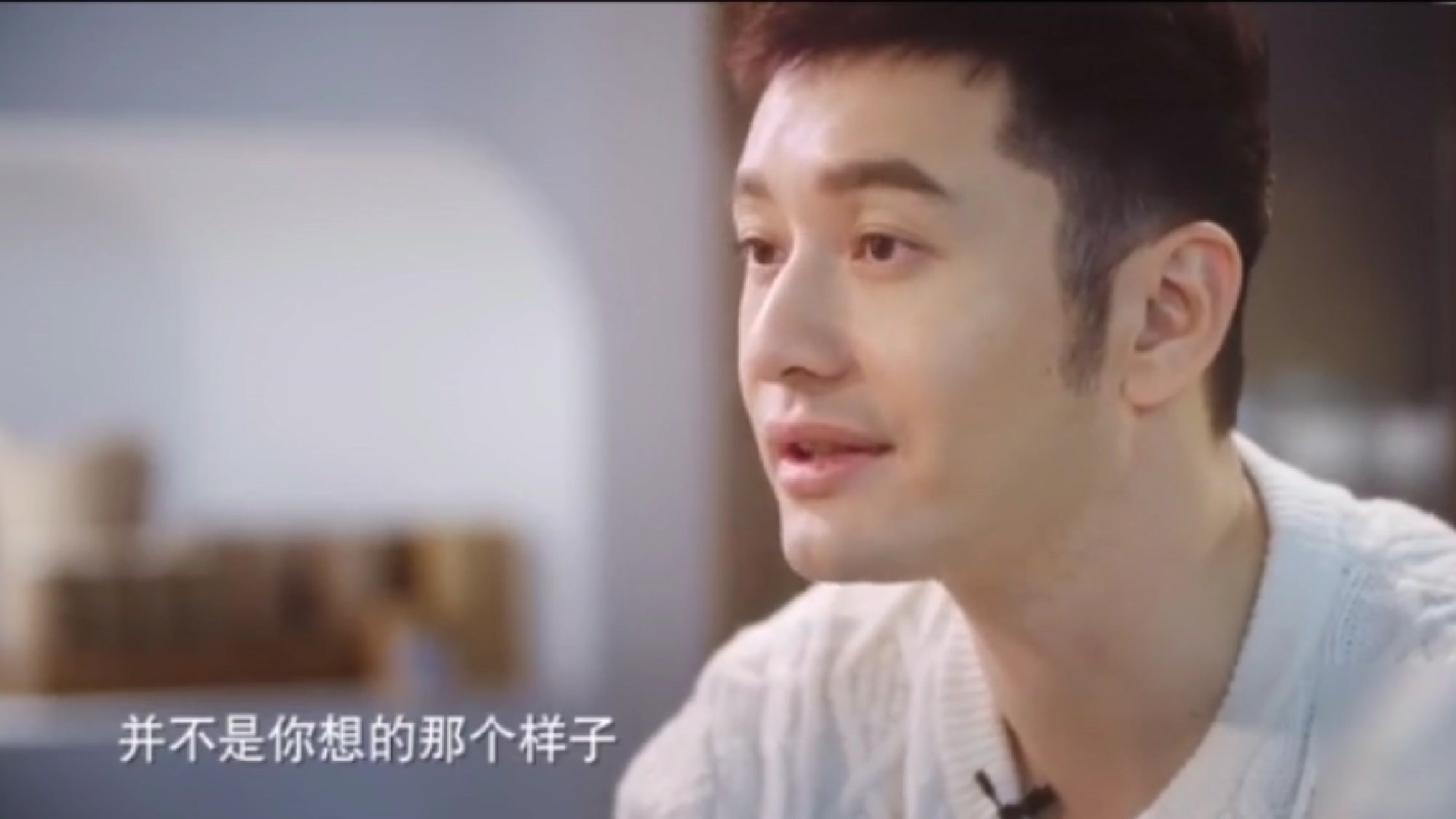黄晓明勇夺金鸡奖影帝,却不受待见,他也努力了很久