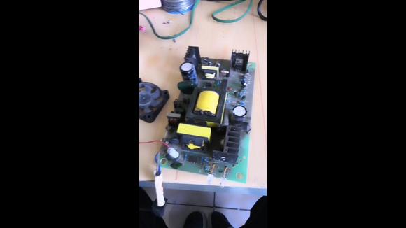 电动车充电器故障