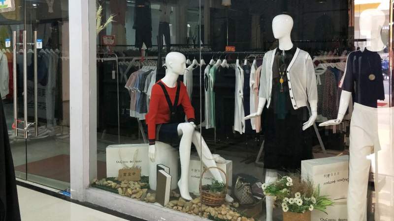 2020服装实体店的现状