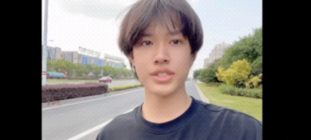 TF家族三代 张极 # 小极这次的物料好日常