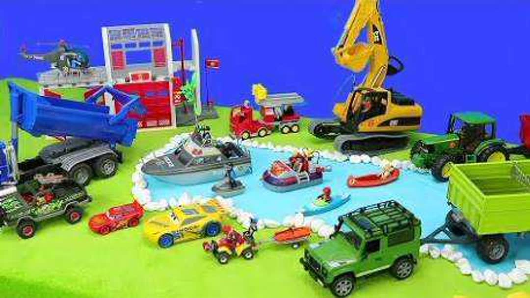 工程车动画:钩机,双向铲车和消防车