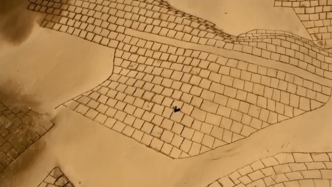 沙漠变绿洲;中国治沙人普下一曲惊天地泣鬼神的治沙壮歌