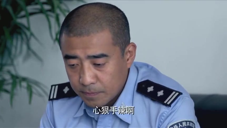 影视片段:警察大哥太着急破案,被局长批评
